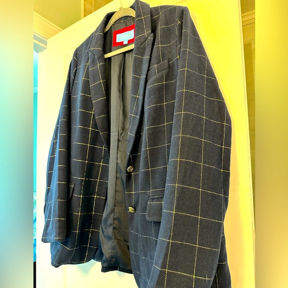Draper James | Jackets & Coats | Beautiful Navy Blazer With Gold Window ...